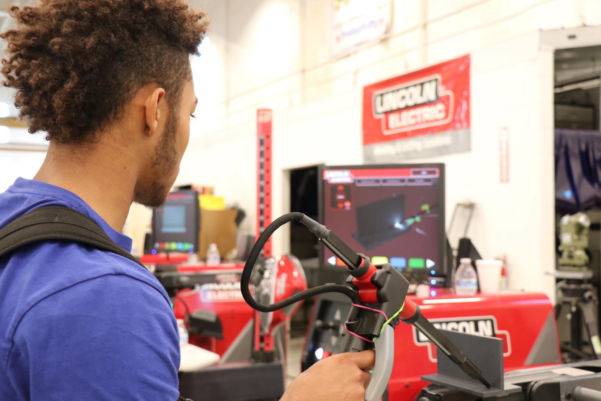 Open Houses Bring 6,000 Students to IKORCC - Central Midwest Carpenters